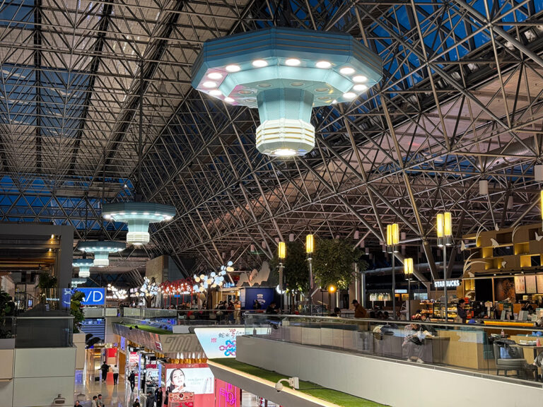 The Ultimate Taoyuan International Airport Guide (桃園國際機場) - niredonahue.com The Ultimate Taoyuan International Airport Guide (桃園國際機場) - niredonahue.com